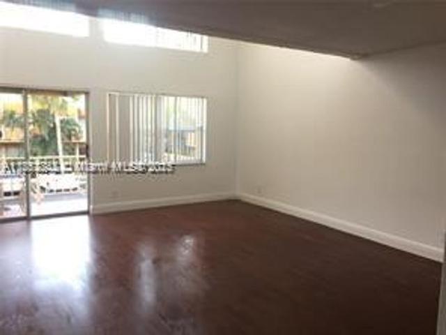 Luxury apartment complex for rent in Hialeah, Florida