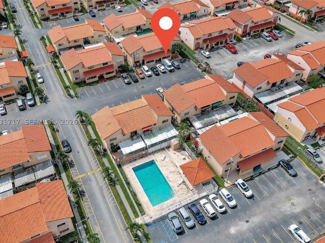 Luxury apartment complex for rent in Hialeah, Florida