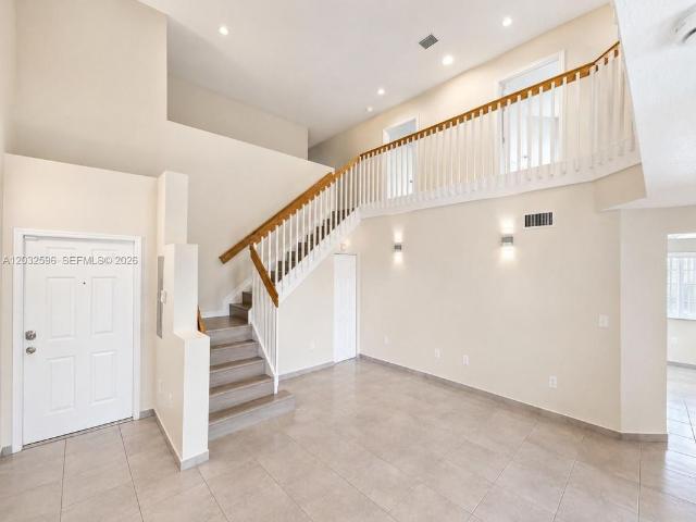Luxury apartment complex for rent in Hialeah, Florida