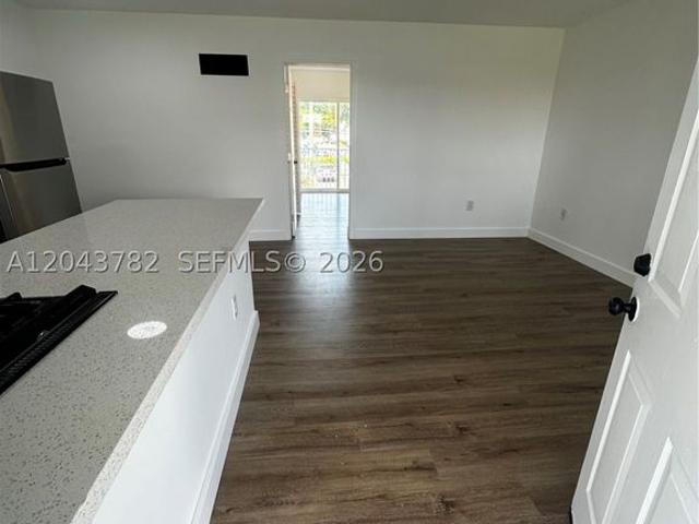 Luxury apartment complex for rent in Hialeah, Florida