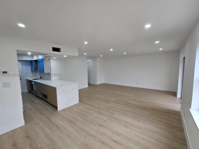 Luxury apartment complex for rent in Hialeah, Florida