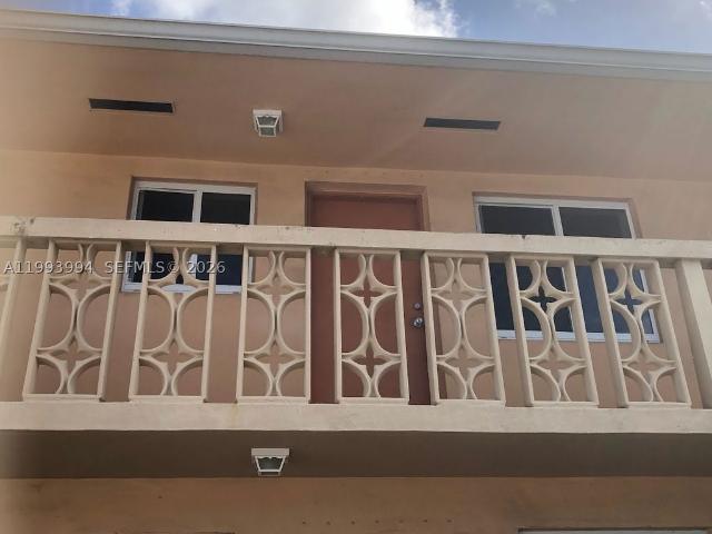 Luxury apartment complex for rent in Hialeah, Florida