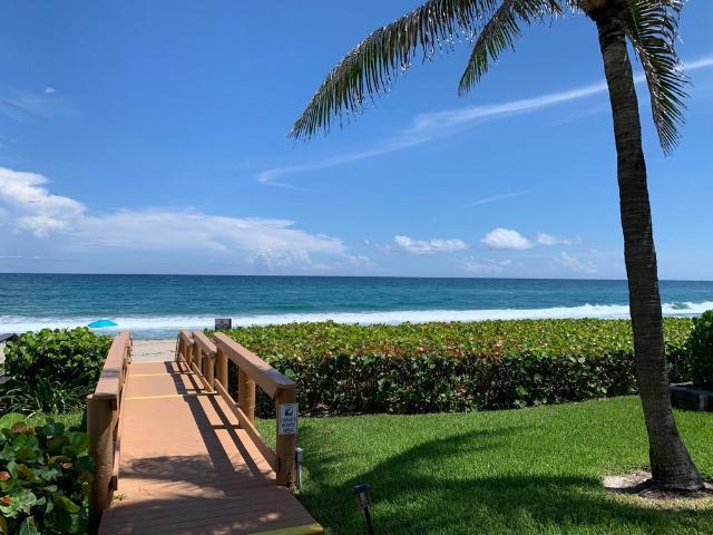 Luxury apartment complex for rent in Highland Beach, Florida