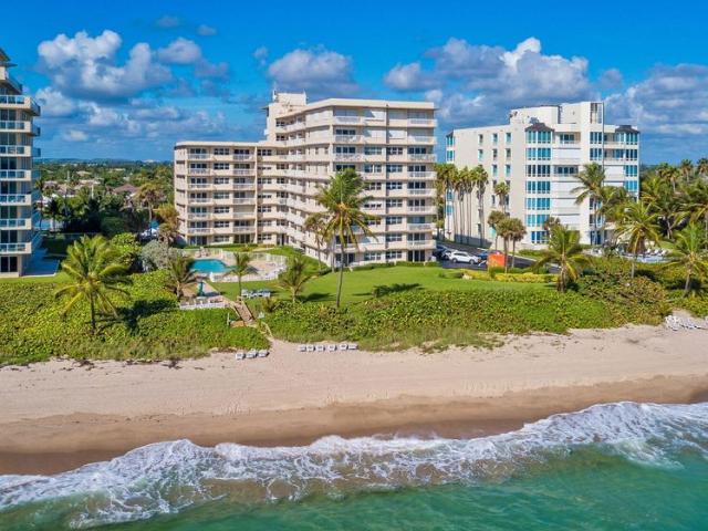 Luxury apartment complex for rent in Hillsboro Beach, Florida