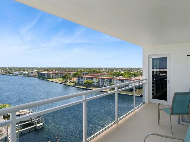 Luxury apartment complex for rent in Hillsboro Beach, Florida