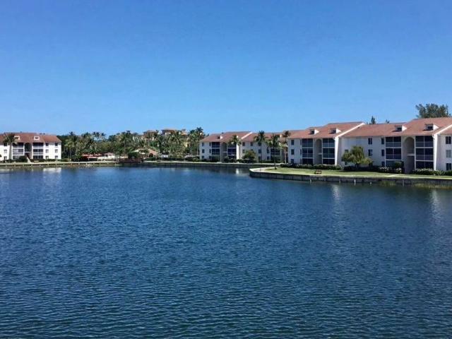 Luxury apartment complex for rent in Hutchinson Island South, United States