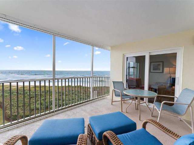 Luxury apartment complex for rent in Hutchinson Island South, United States