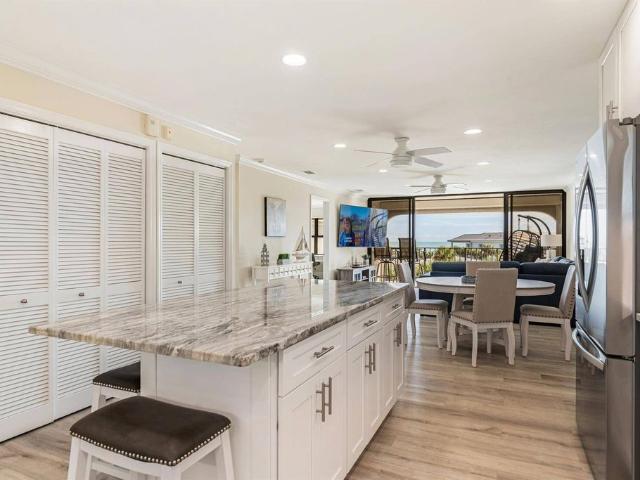Luxury apartment complex for rent in Indian River Shores, Florida