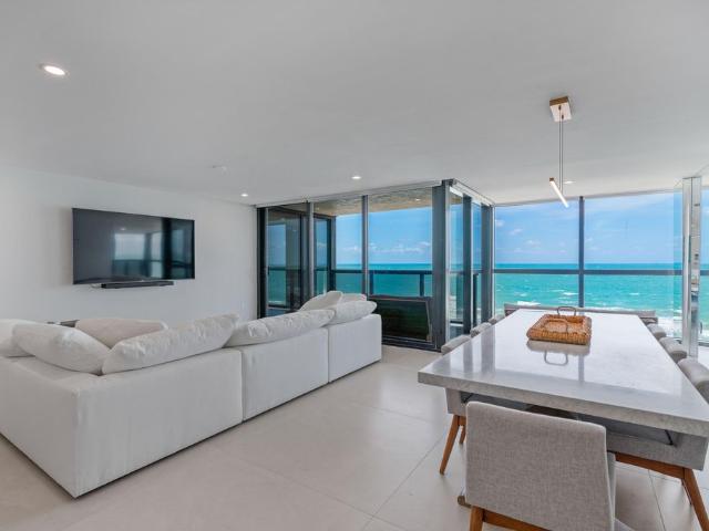 Luxury apartment complex for rent in Jensen Beach, Florida
