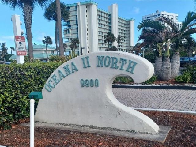 Luxury apartment complex for rent in Jensen Beach, United States
