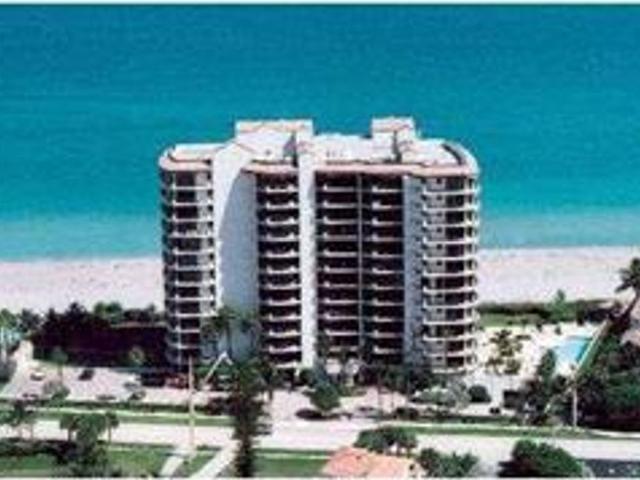 Luxury apartment complex for rent in Juno Beach, Florida