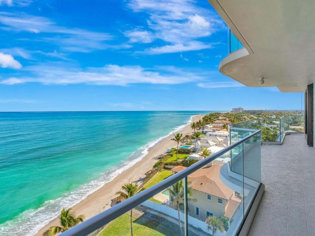 Luxury apartment complex for rent in Jupiter, United States