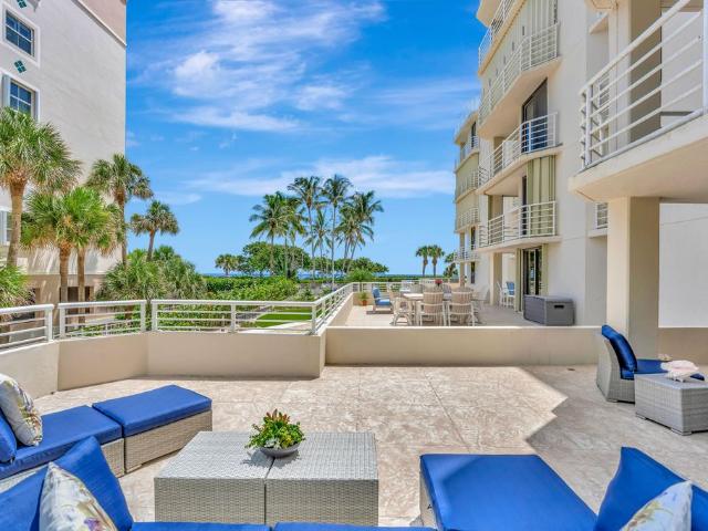 Luxury apartment complex for rent in Jupiter, United States