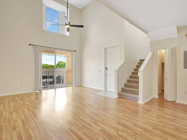 Luxury apartment complex for rent in Jupiter, Florida