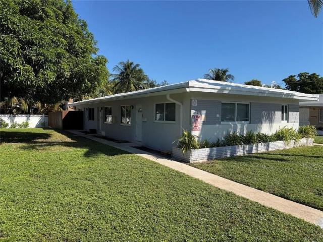 Luxury apartment complex for rent in Oakland Park, United States