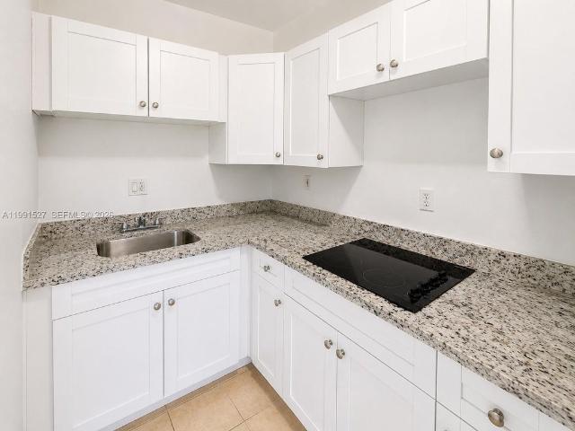 Luxury apartment complex for rent in Opa locka North historical, Florida