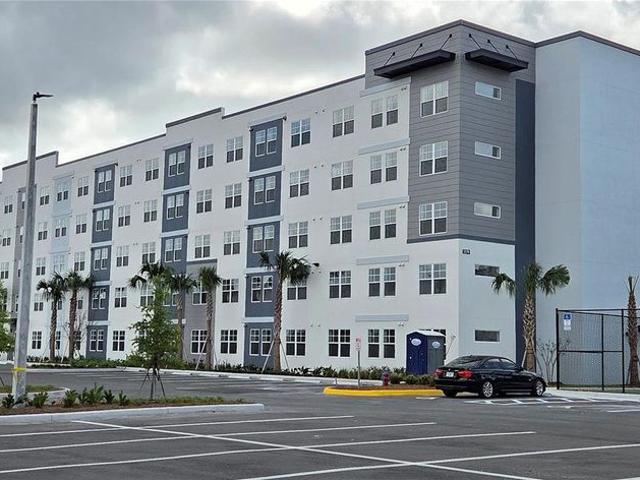 Luxury apartment complex for rent in Orlando, Florida
