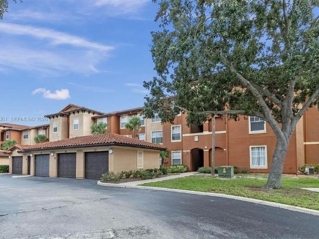 Luxury apartment complex for rent in Orlando, Florida