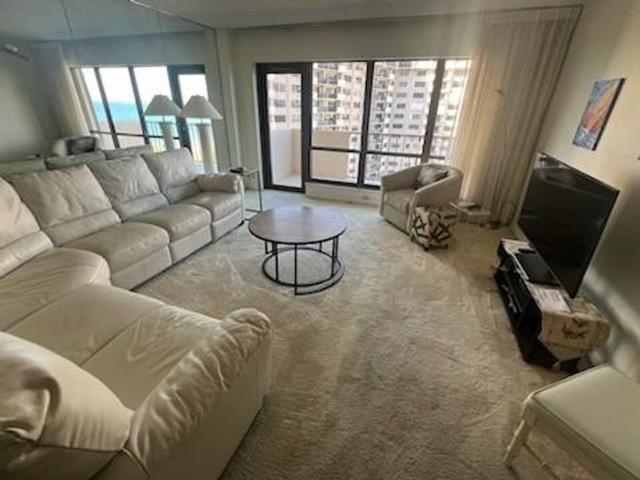 Luxury apartment complex for rent in Lauderdale by the sea, Florida