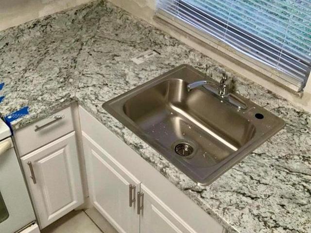 Luxury apartment complex for rent in Lauderhill, United States