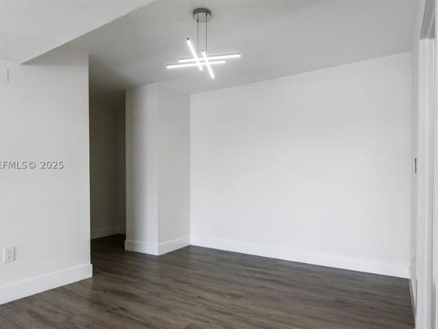 Luxury apartment complex for rent in Lauderhill, Florida