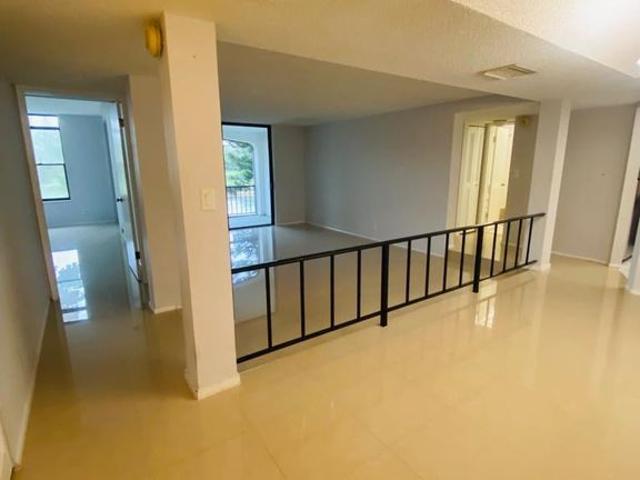 Luxury apartment complex for rent in Lauderhill, Florida