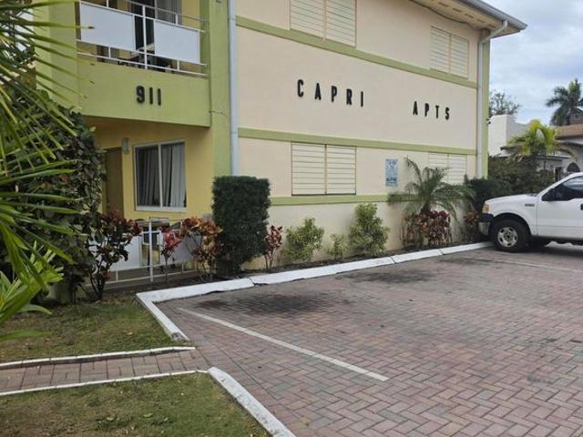 Luxury apartment complex for rent in Lake Worth, Florida