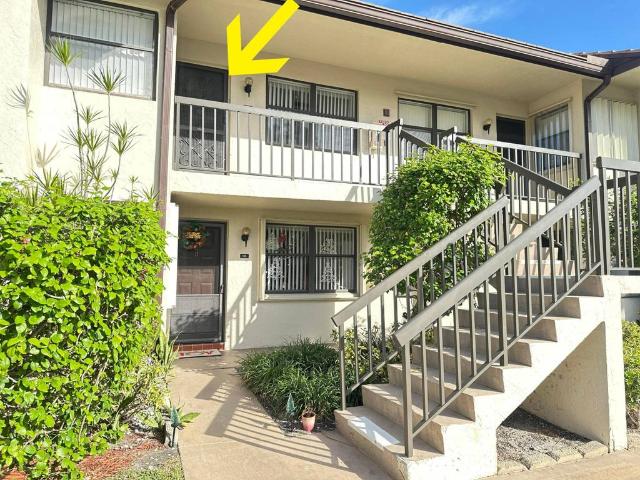 Luxury apartment complex for rent in Lake Worth, Florida