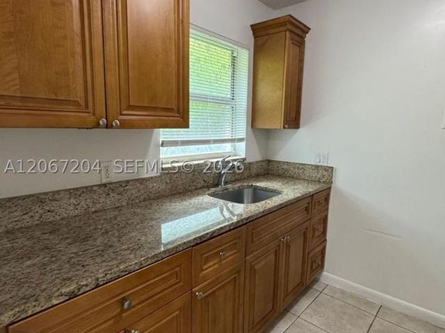 Luxury apartment complex for rent in Lake Worth, Florida