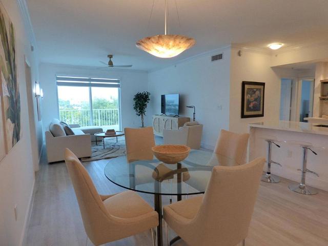 Luxury apartment complex for rent in Lantana, United States