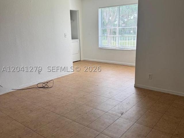 Luxury apartment complex for rent in Margate, Florida