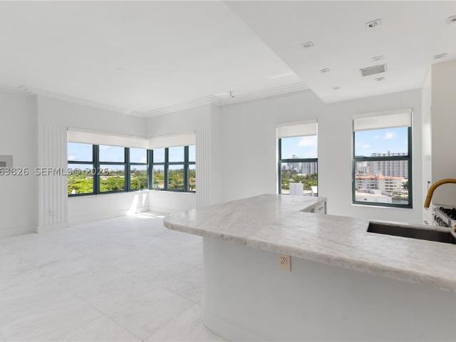 Luxury apartment complex for rent in Miami Beach, Florida