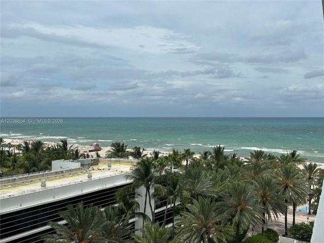 Luxury apartment complex for rent in Miami Beach, Florida