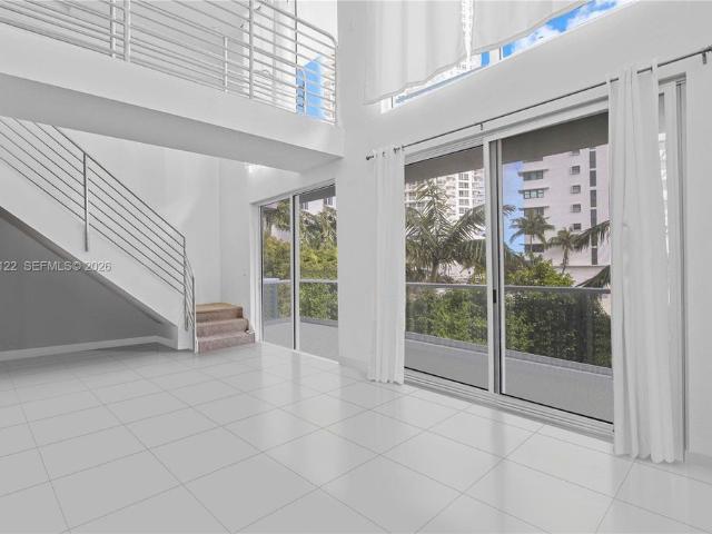 Luxury apartment complex for rent in Miami Beach, Florida
