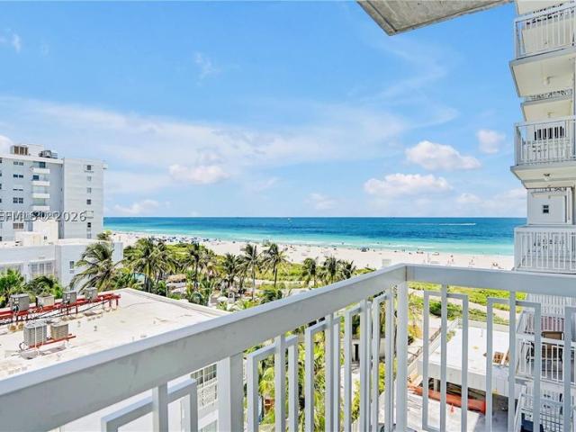 Luxury apartment complex for rent in Miami Beach, Florida