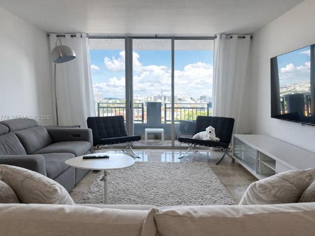 Luxury apartment complex for rent in Miami Beach, Florida