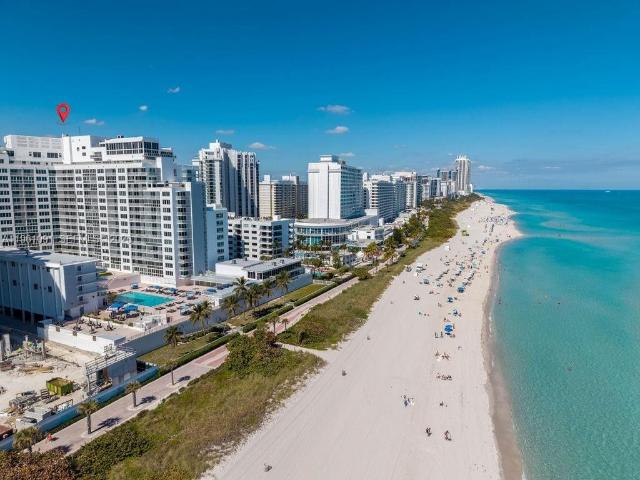 Luxury apartment complex for rent in Miami Beach, Florida