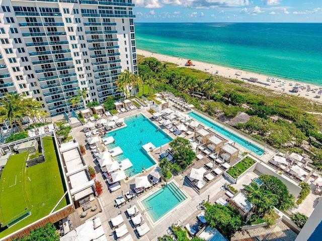 Luxury apartment complex for rent in Miami Beach, Florida