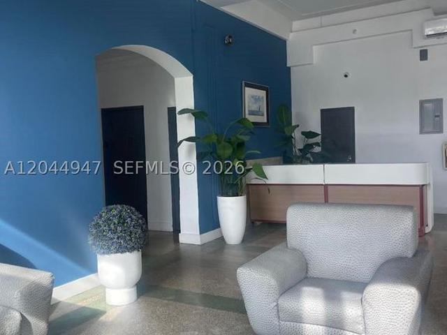 Luxury apartment complex for rent in Miami Beach, Florida