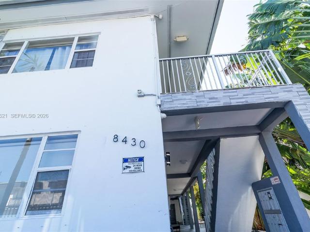 Luxury apartment complex for rent in Miami Beach, Florida