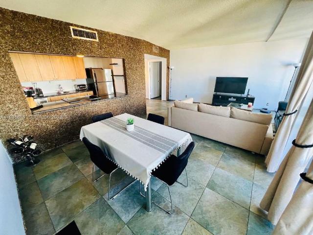 Luxury apartment complex for rent in Miami Beach, Florida