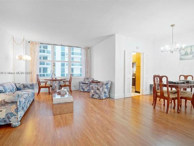 Luxury apartment complex for rent in Miami Beach, Florida