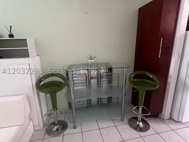 Luxury apartment complex for rent in Miami Beach, Florida