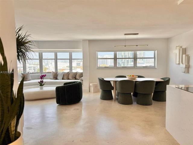 Luxury apartment complex for rent in Miami Beach, Florida