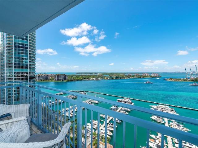 Luxury apartment complex for rent in Miami Beach, Florida