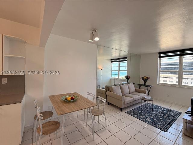Luxury apartment complex for rent in Miami Beach, Florida