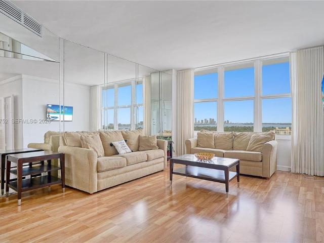 Luxury apartment complex for rent in Miami Beach, Florida