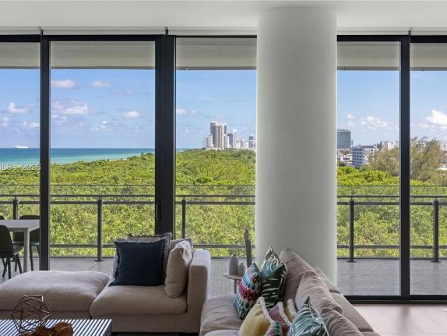 Luxury apartment complex for rent in Miami Beach, Florida