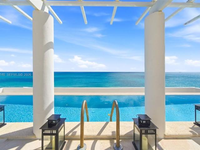 Luxury apartment complex for rent in Miami Beach, Florida