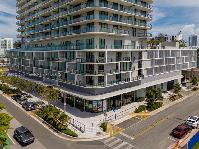 Luxury apartment complex for rent in Miami Beach, Florida